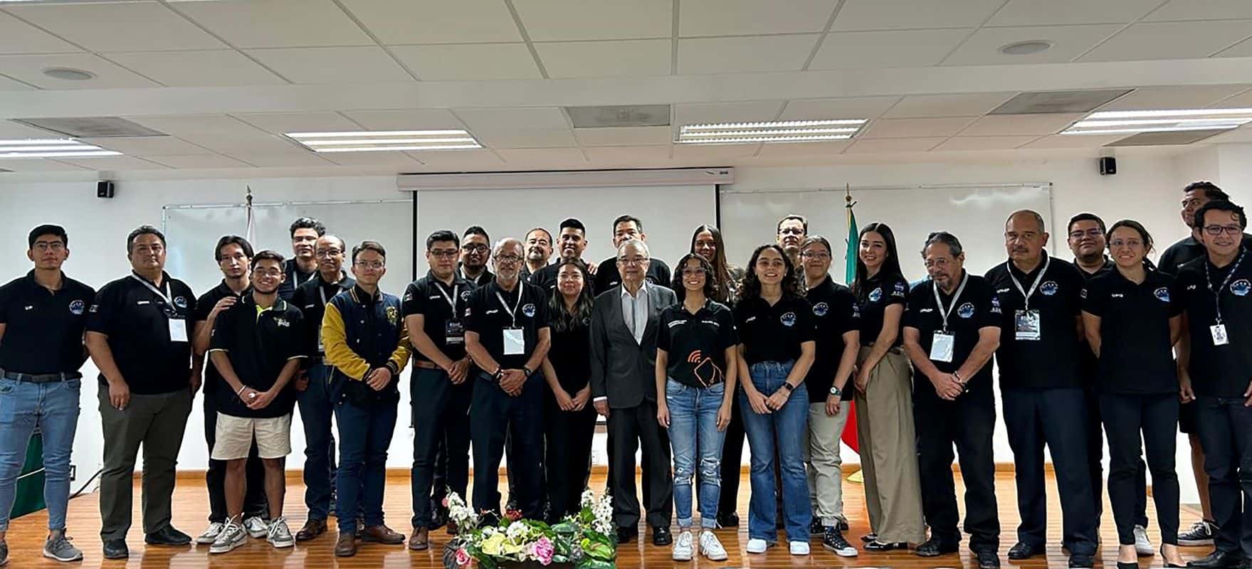 Destaca trabajo de la UNAM en proyecto 'Aztechsat'